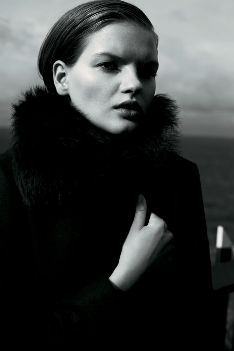 Io donna photographer Magnus Reed make-up Roman Gasser woman