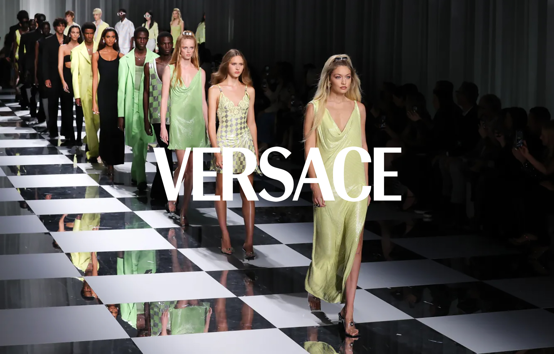 Versace - mfw - ss24 - manicure carlotta saettone - w-mmanagement